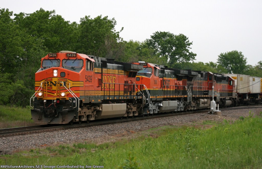 BNSF 5439